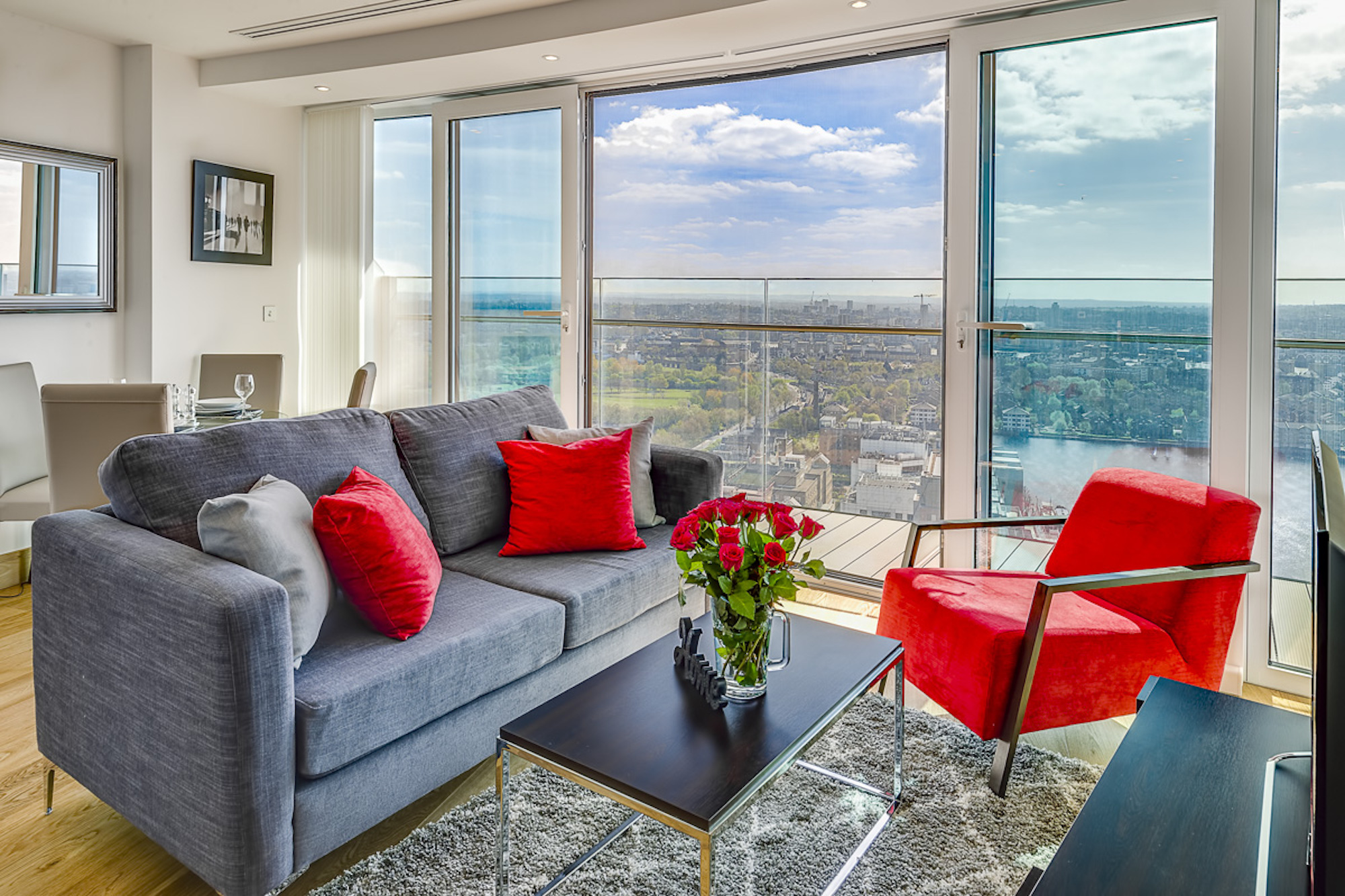 What to do and Where to stay near the O2 Arena | Plum Guide