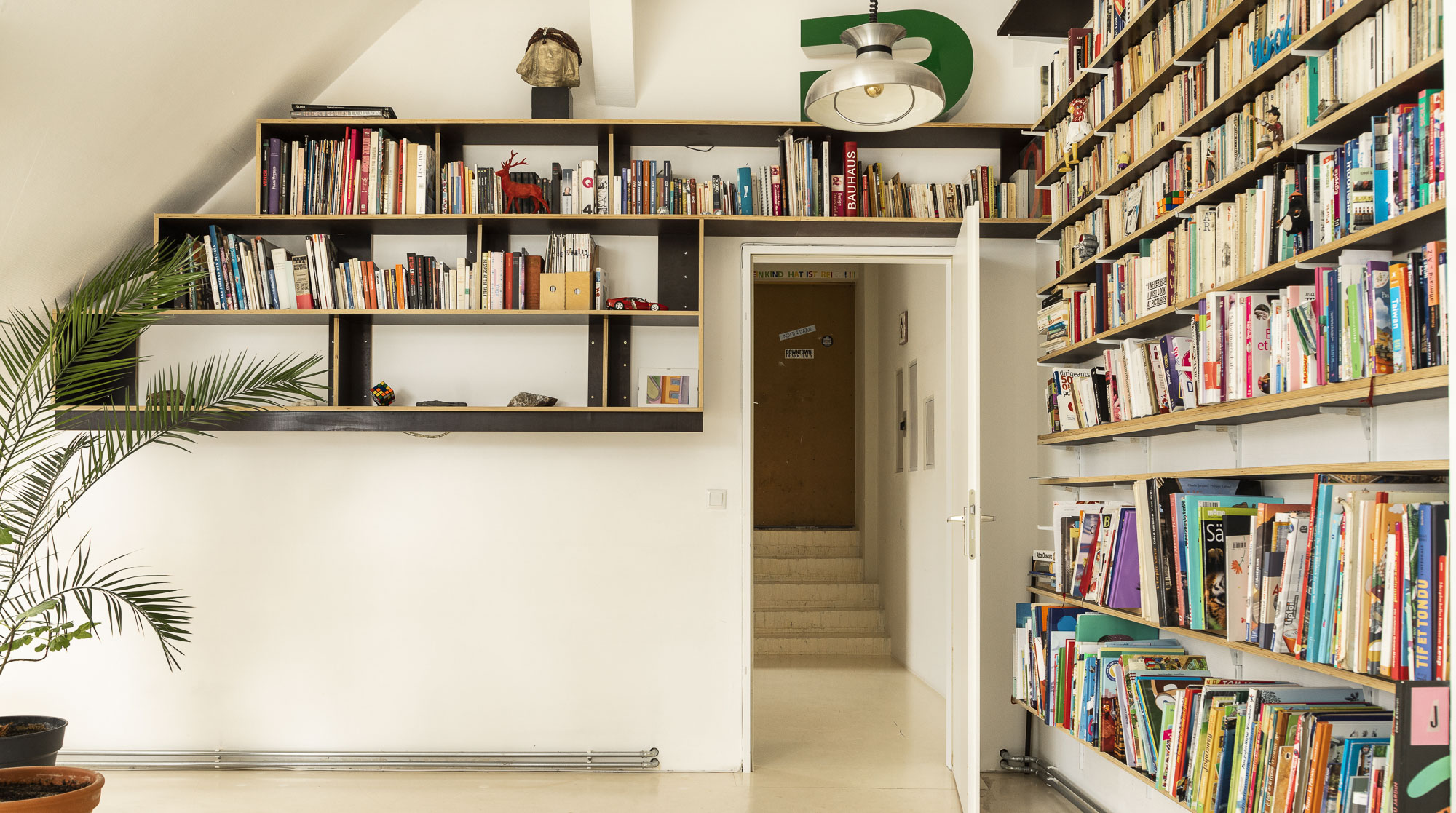 13 Breathtaking Home Libraries for Book Lovers | Plum Guide